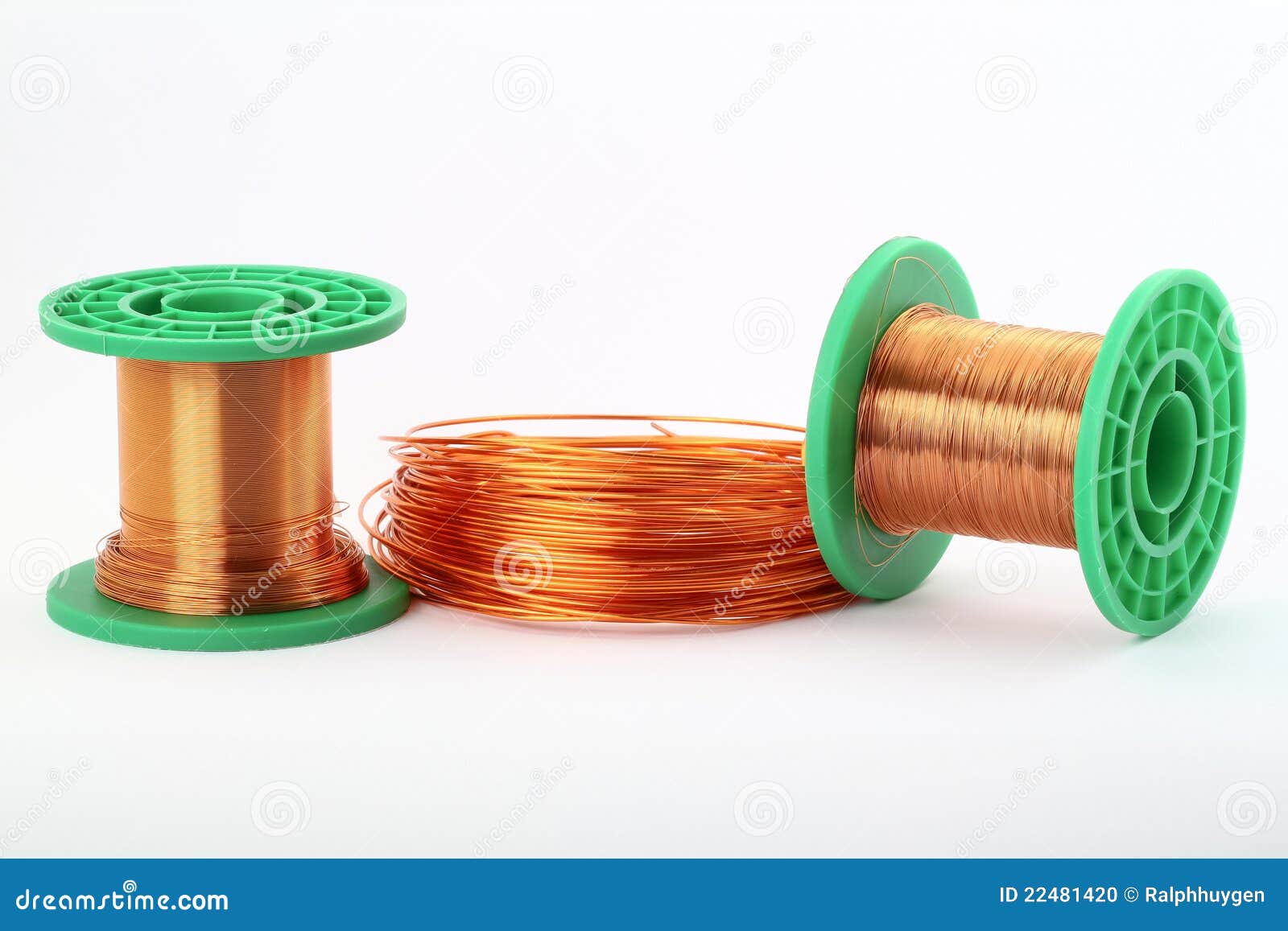 Koppar Rullar Vit Tråd Arkivfoto - Bild av chips, boaen: 22481420