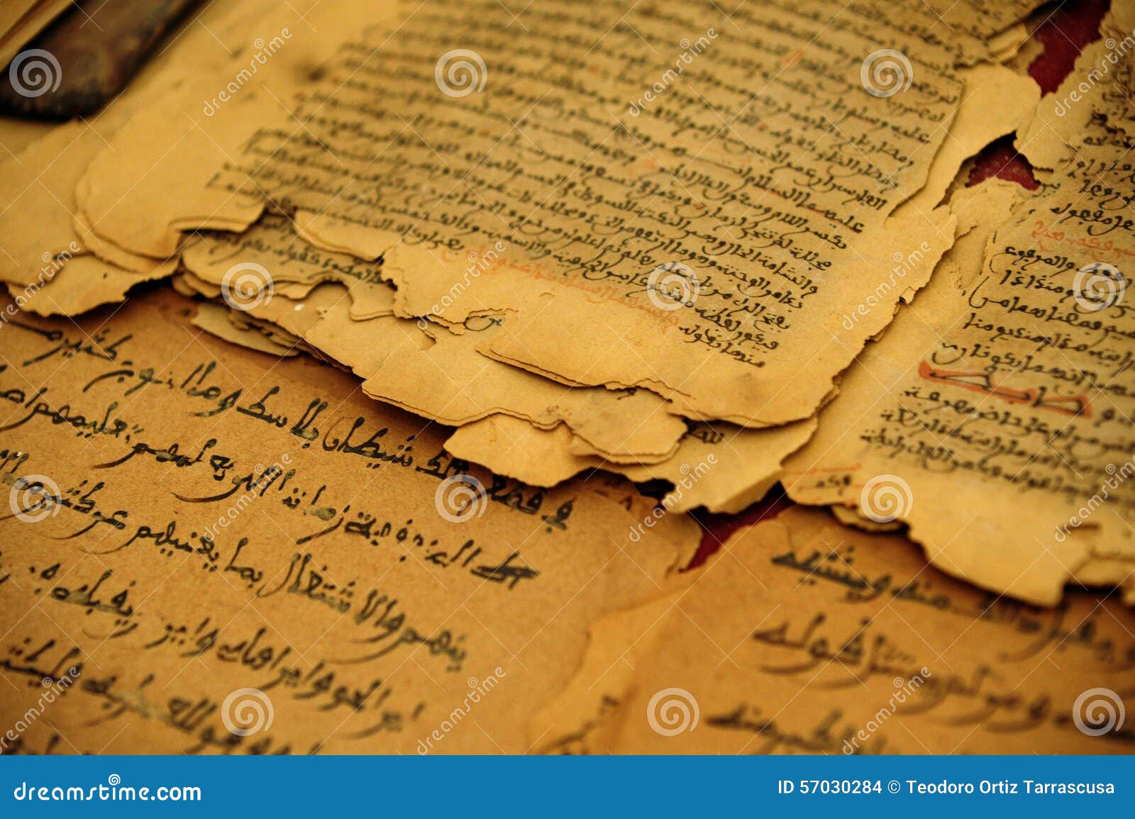 Koran manuscript editorial stock image. Image of religion - 57030284