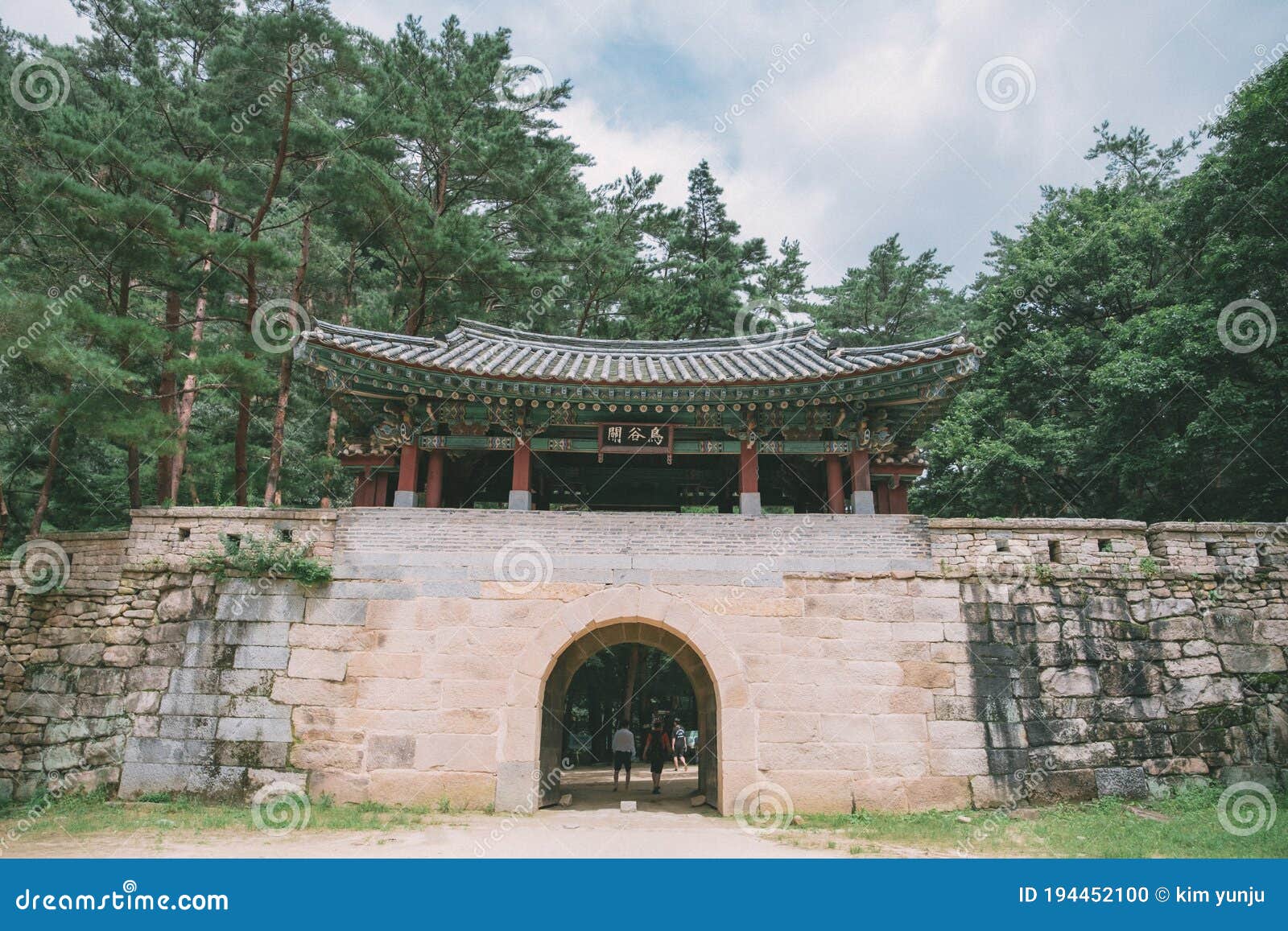 Korea editorial image. Image of traditional, korea, castle - 194452100