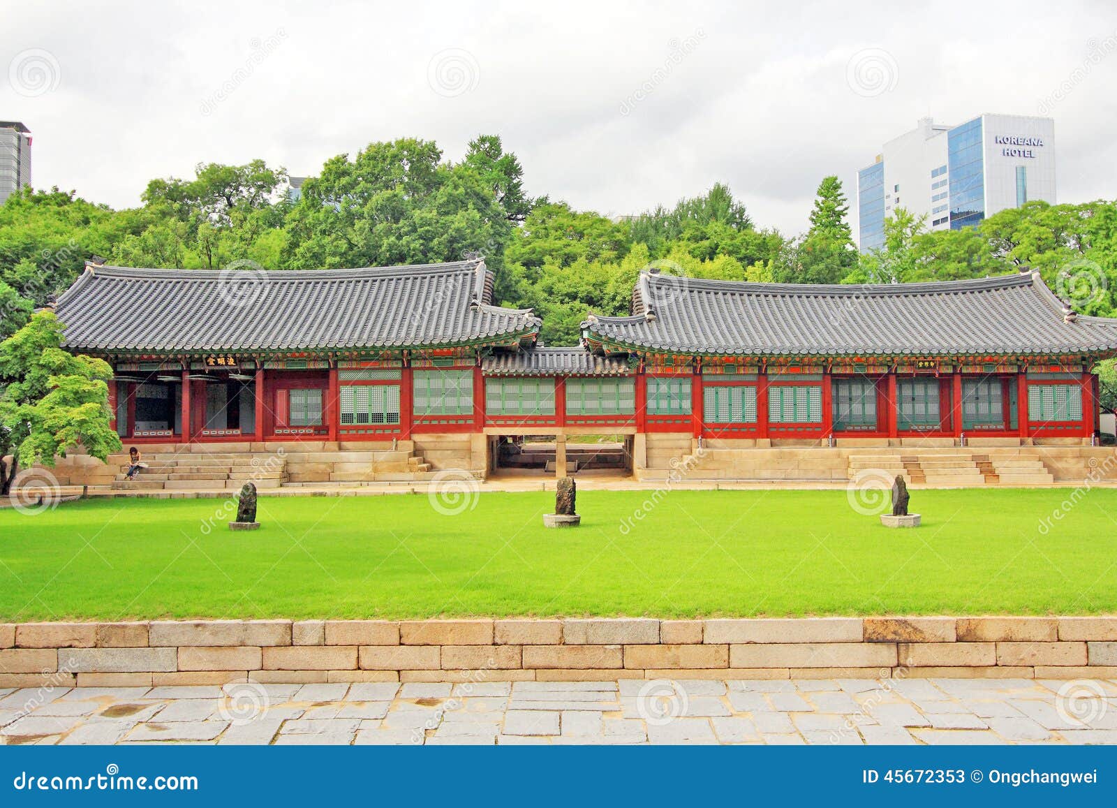 Korea Deoksugung Palace stock image. Image of deoksugung - 45672353