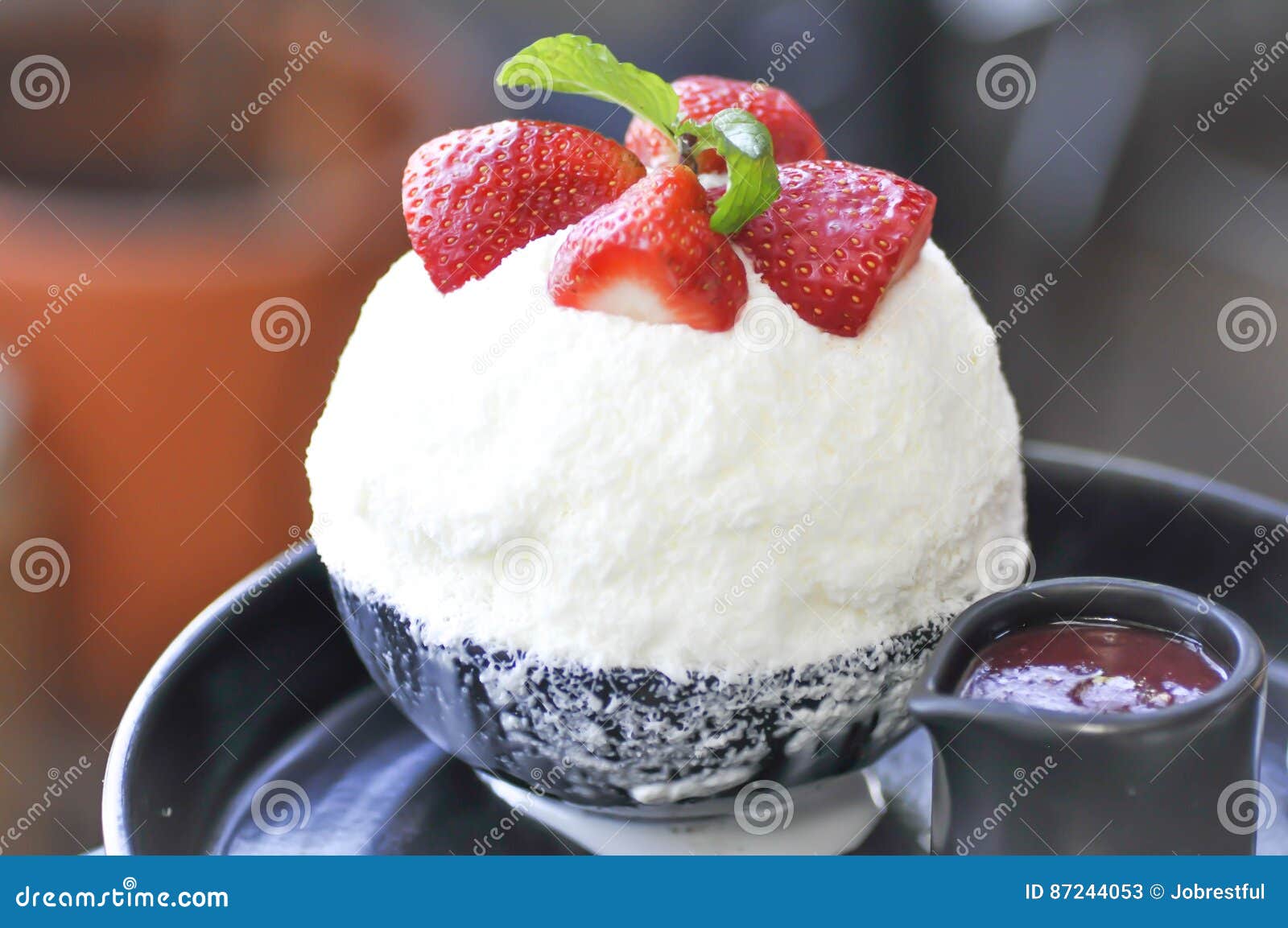 Korean Dessert - Bing Soo Or Ice Snow Flake With Fresh Milk In Korea ...