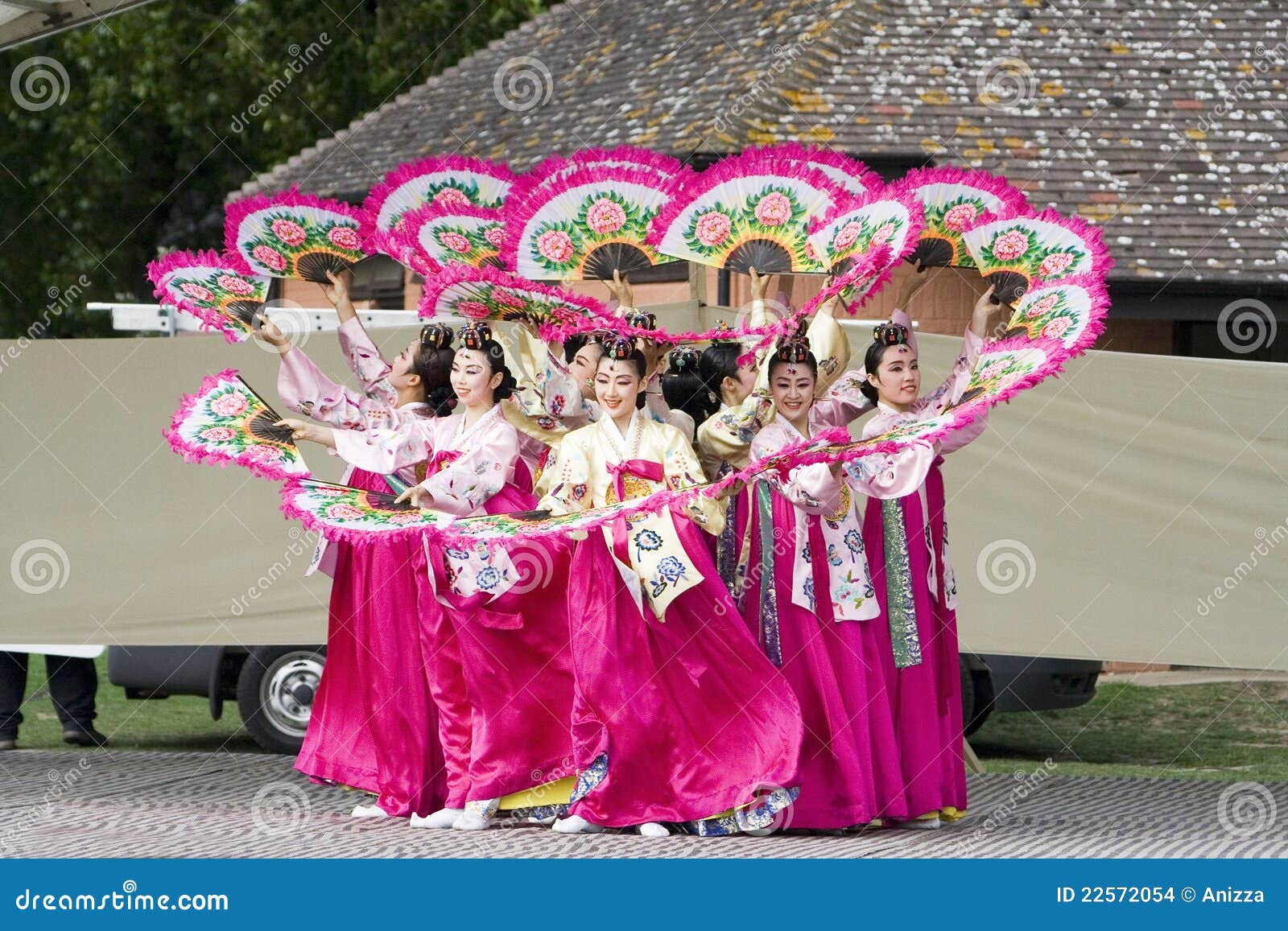 Korean Ethnic Dance Performance Editorial Stock Image - Image of ...