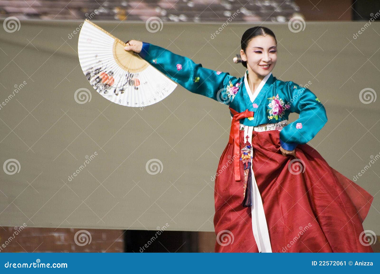 Korean Ethnic Dance Performance Editorial Photo - Image of asian, asia ...