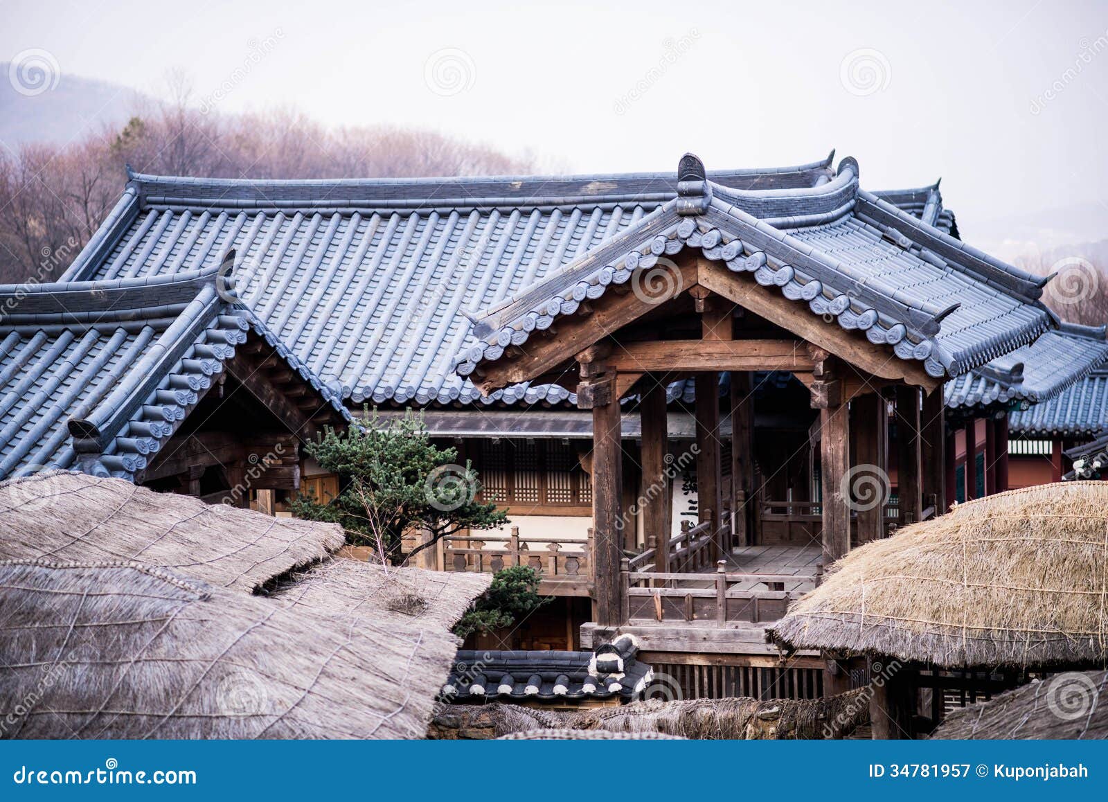 Korean style castle stock image. Image of wood, colorful - 34781957