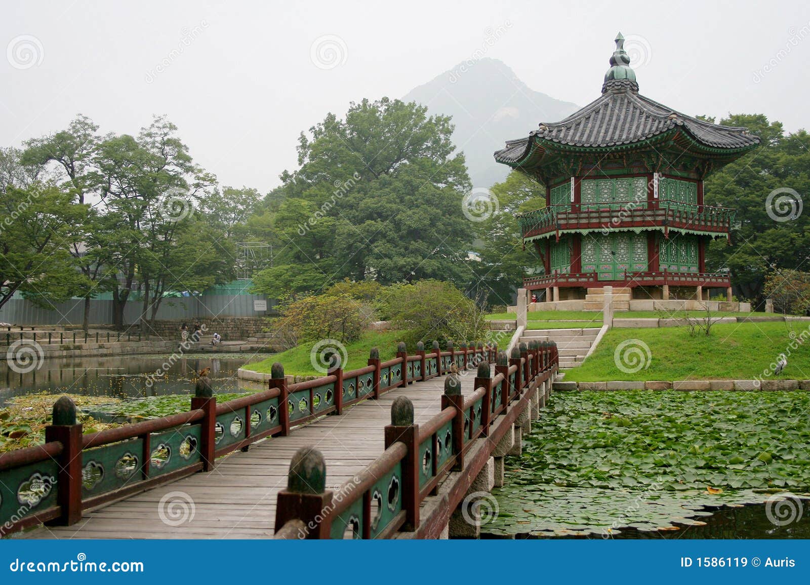 Korean temple stock image. Image of grass, south, king - 1586119