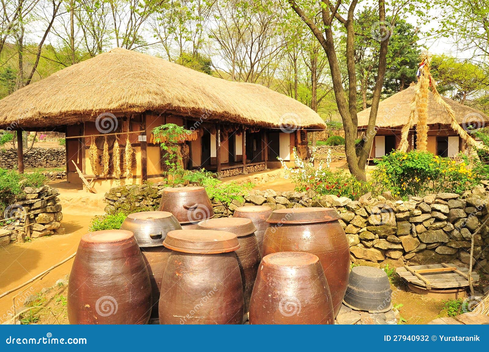 Korean Traditional Village House Stock Photo - Image of housing, lovely ...