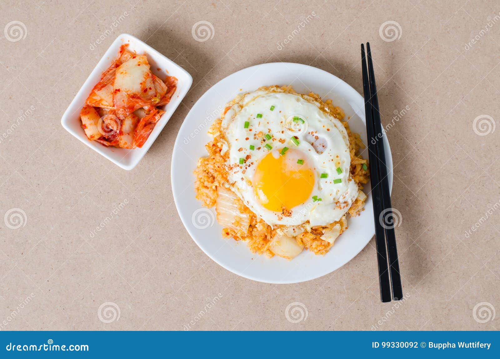 Koreansk Mat, Kimchi Stekte Ris Arkivfoto - Bild av varmt, ägg: 99330092