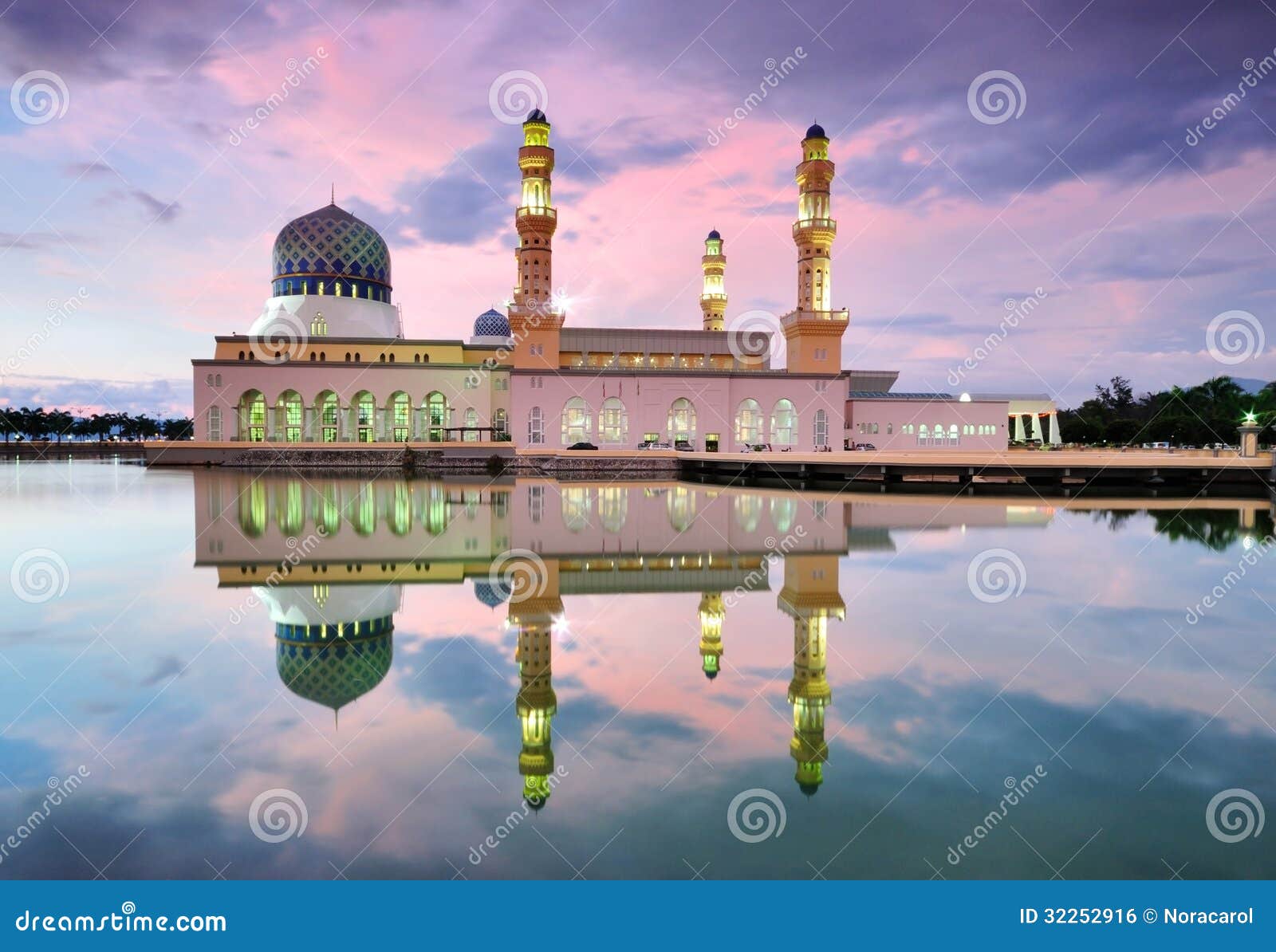 Kota Kinabalu Floating Mosque at Sunset Stock Photo - Image of landmark ...