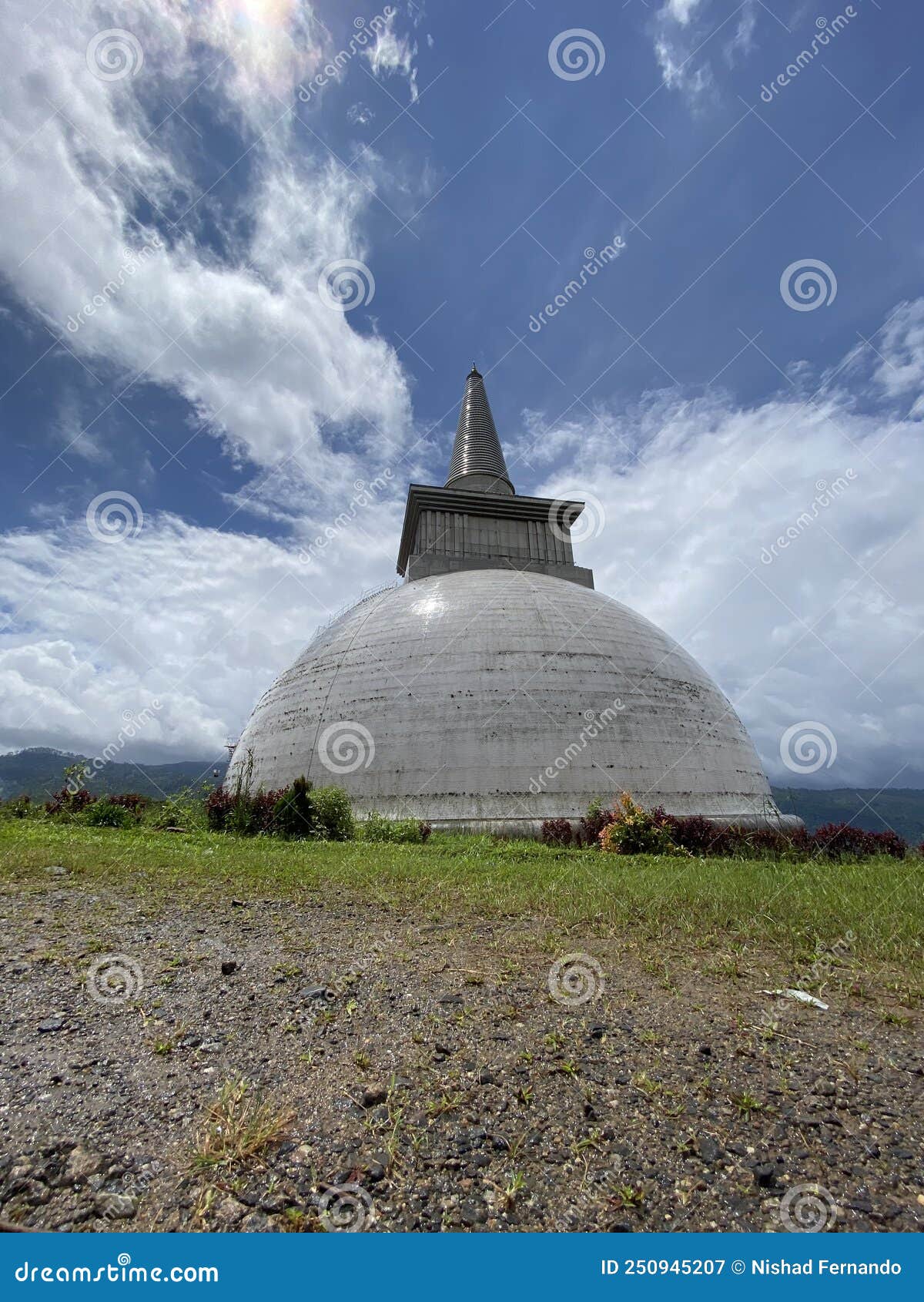 Sri Lankan Stupa And Buddha Altars, Late Afternoon Stock Photography ...