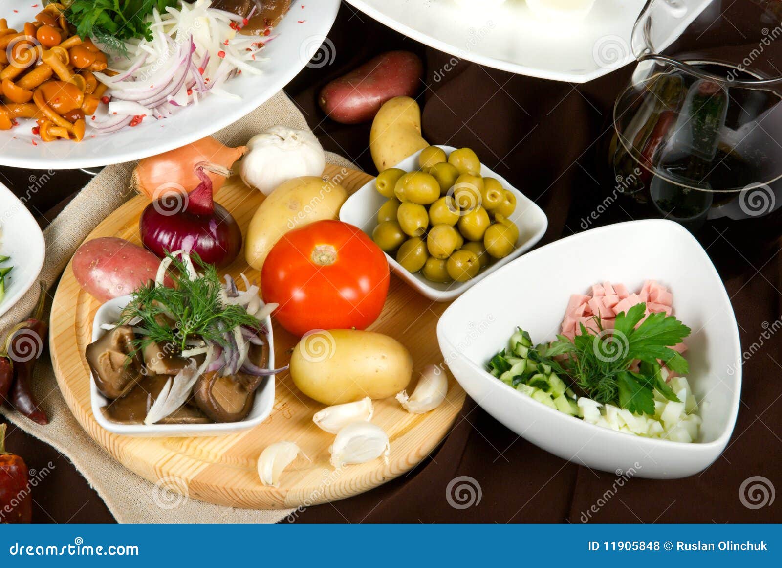 Koude snacks stock foto. Image of diner, olijf, voeding - 11905848