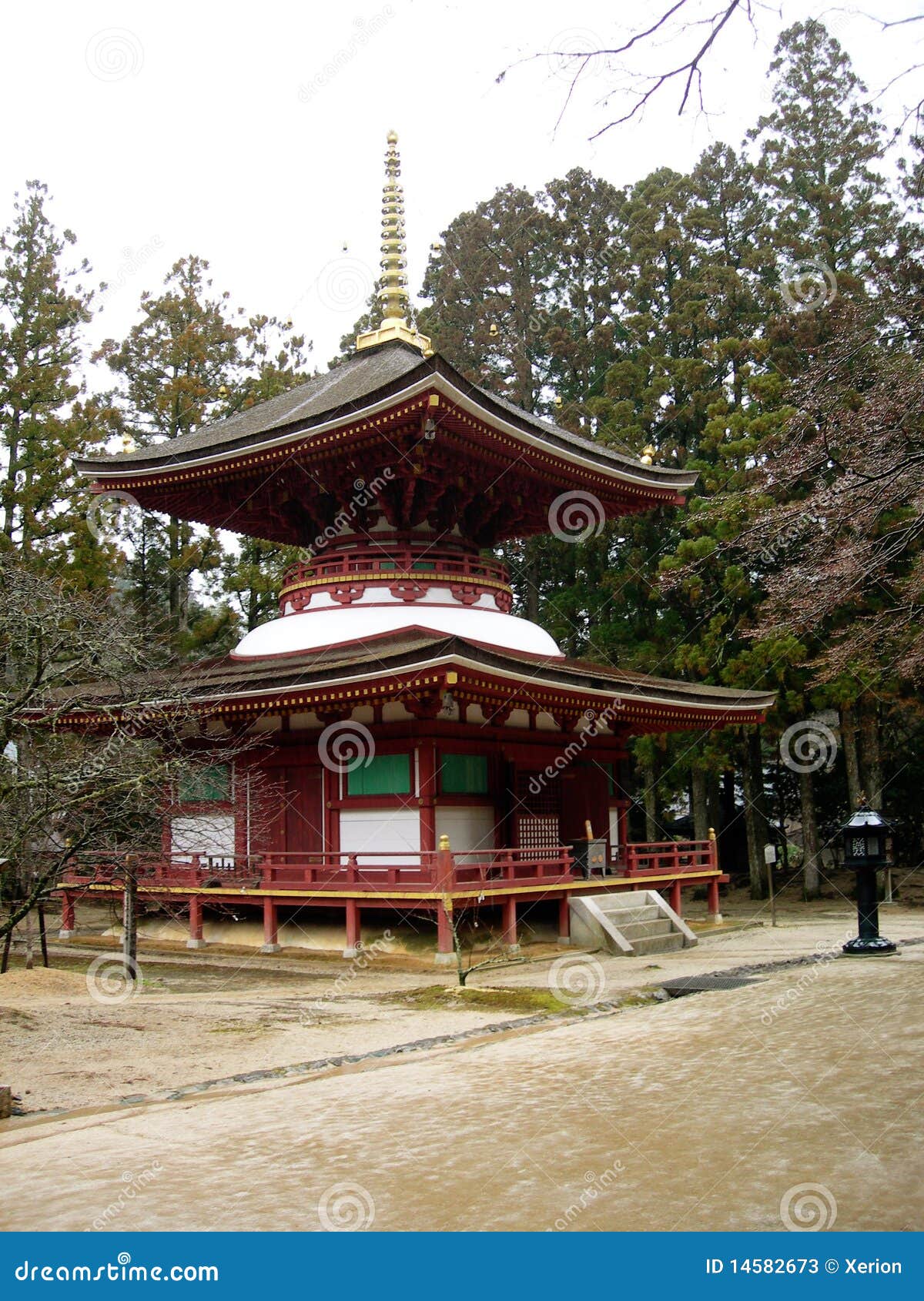 Koya-san Temple stock image. Image of japan, overgrown - 14582673