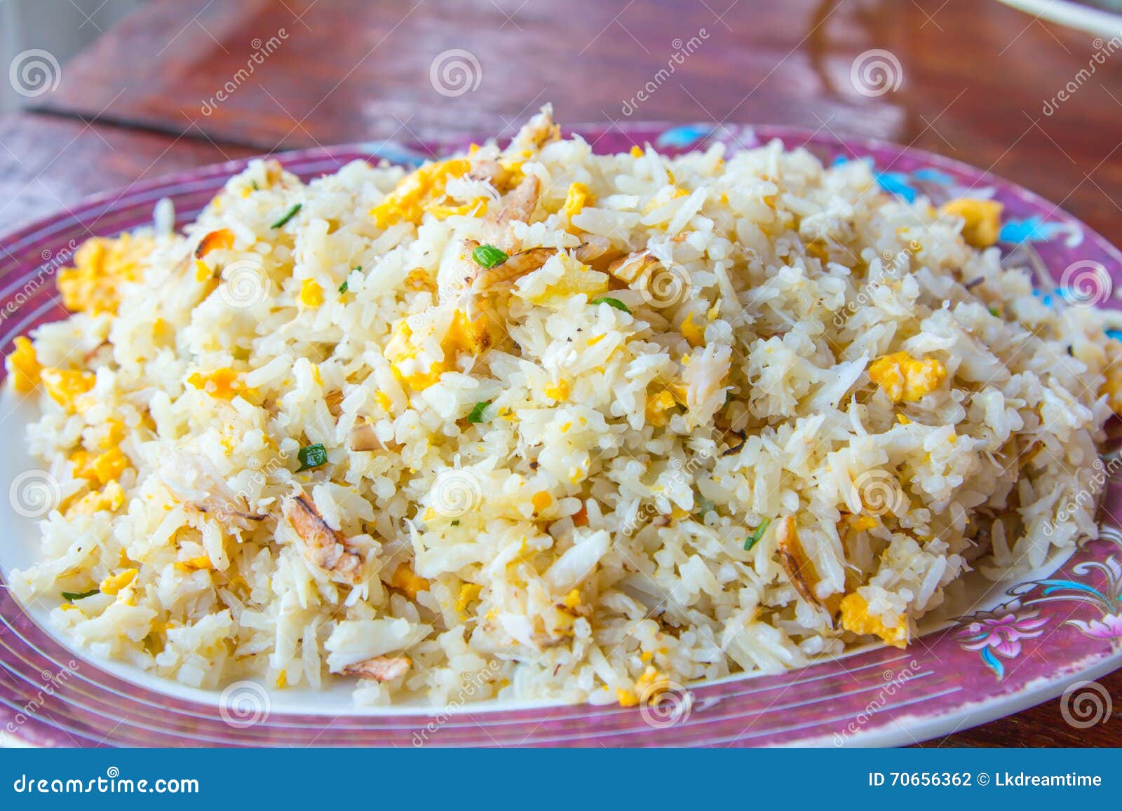 Krabba stekt rice arkivfoto. Bild av läckert, matställe - 70656362
