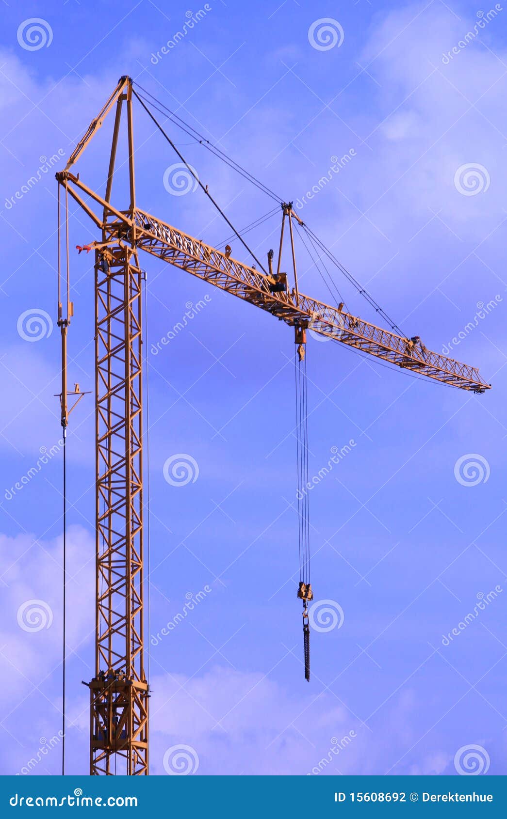 Kran 2 stockfoto. Bild von kran, hintergrund, leisten - 15608692