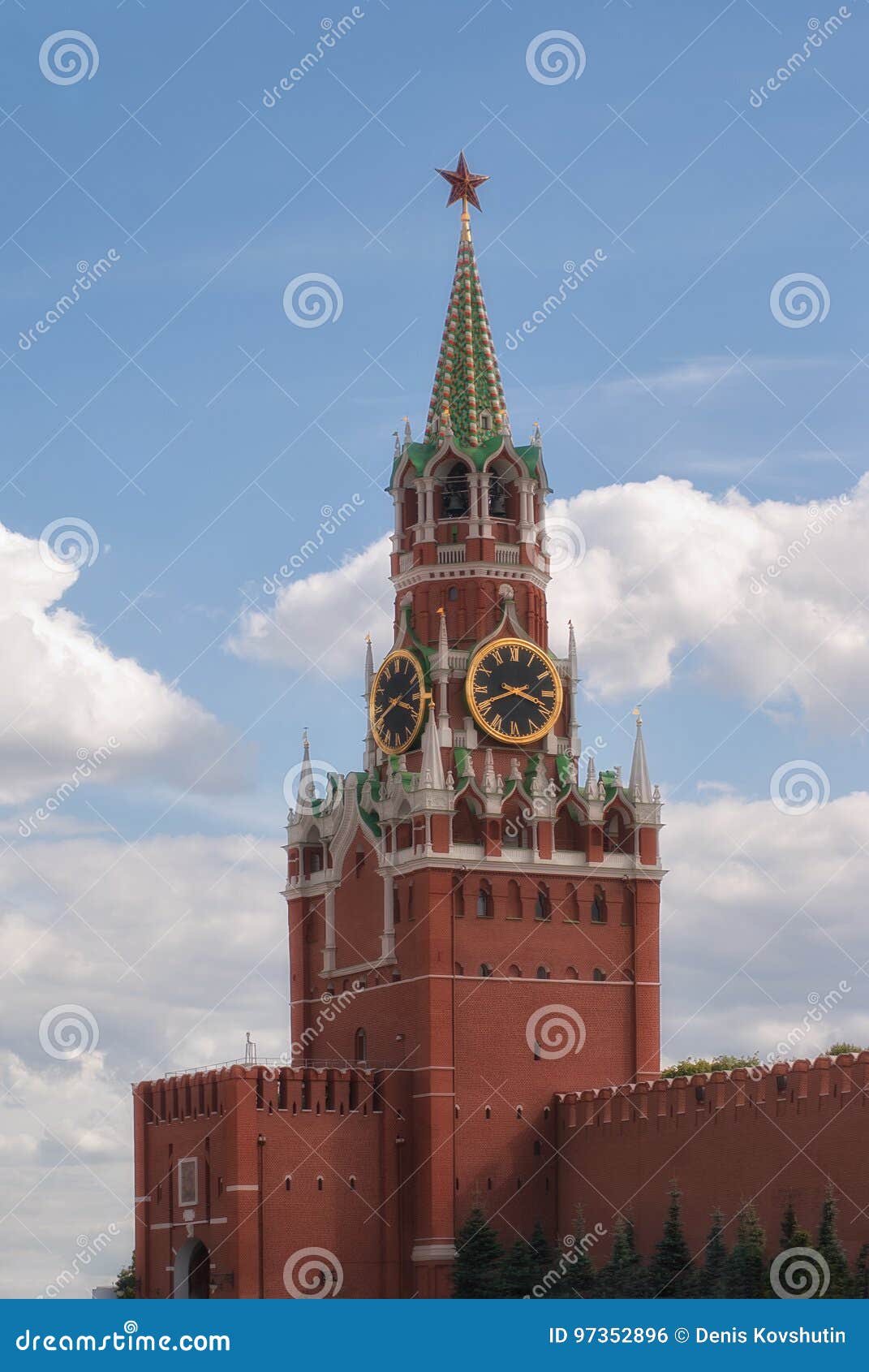 Kremlin Clock Chimes Close-up Against a Blue Cloudy Sky. Moscow Stock ...