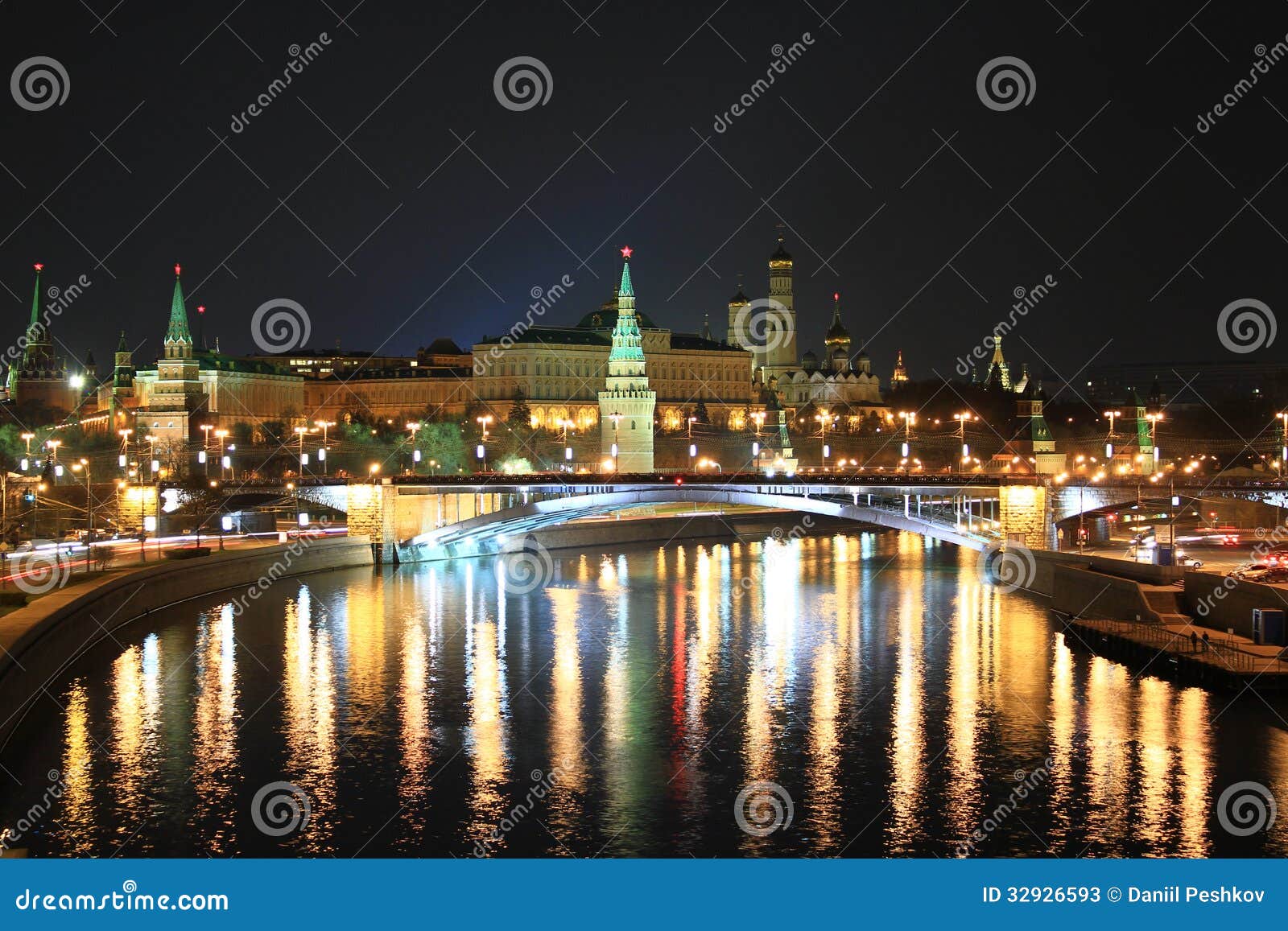 Kremlin at Night stock image. Image of illuminated, river - 32926593