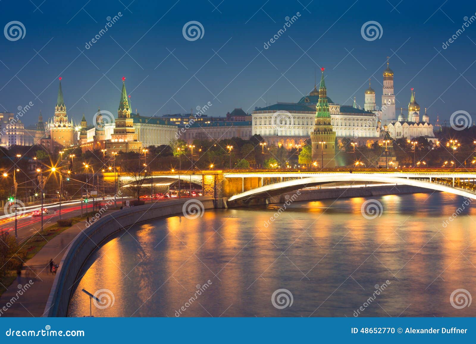 Kremlin at Night stock photo. Image of urban, putin, buildings - 48652770