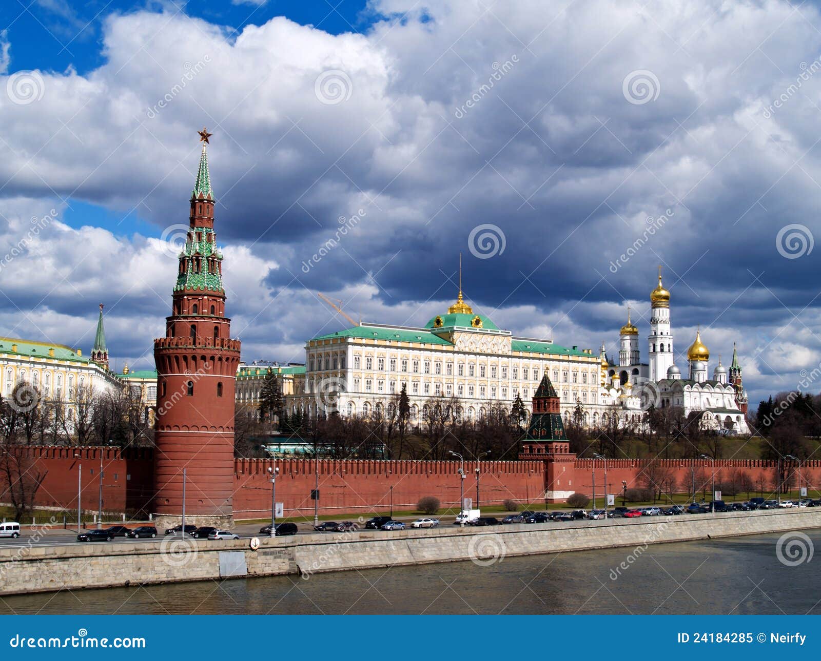 The Kremlin Wall, Moscow, Russia Stock Image - Image of fortress ...
