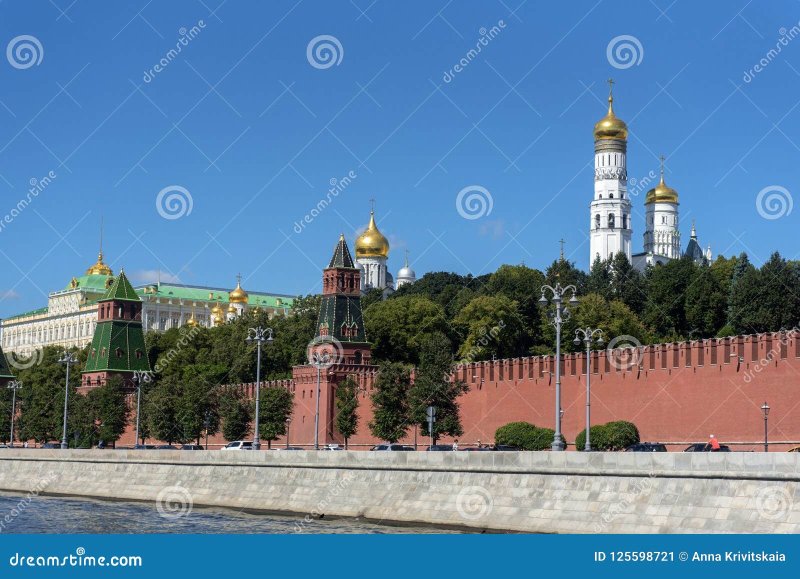 The Kremlin Wall from the Side of the Moscow River Editorial Photo ...