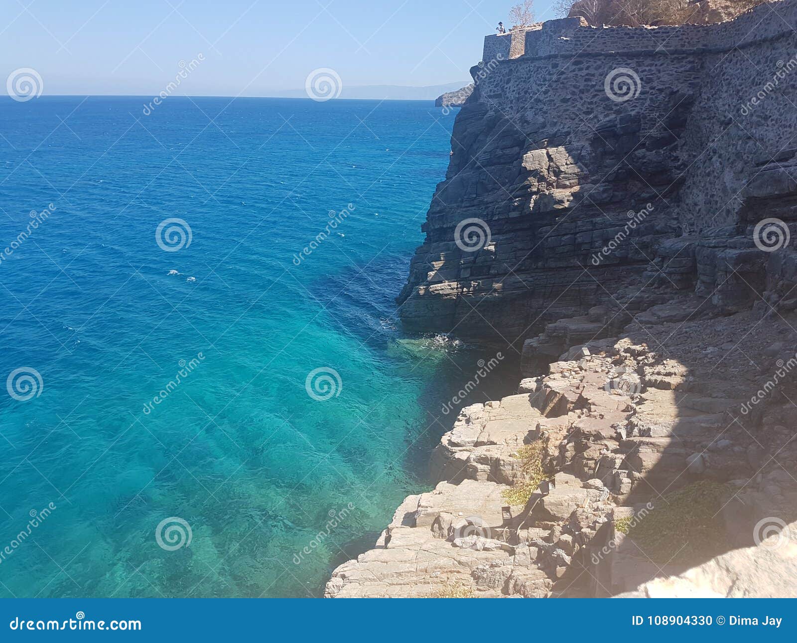 Krete foto de archivo. Imagen de ensenada, escarpa, océano - 108904330