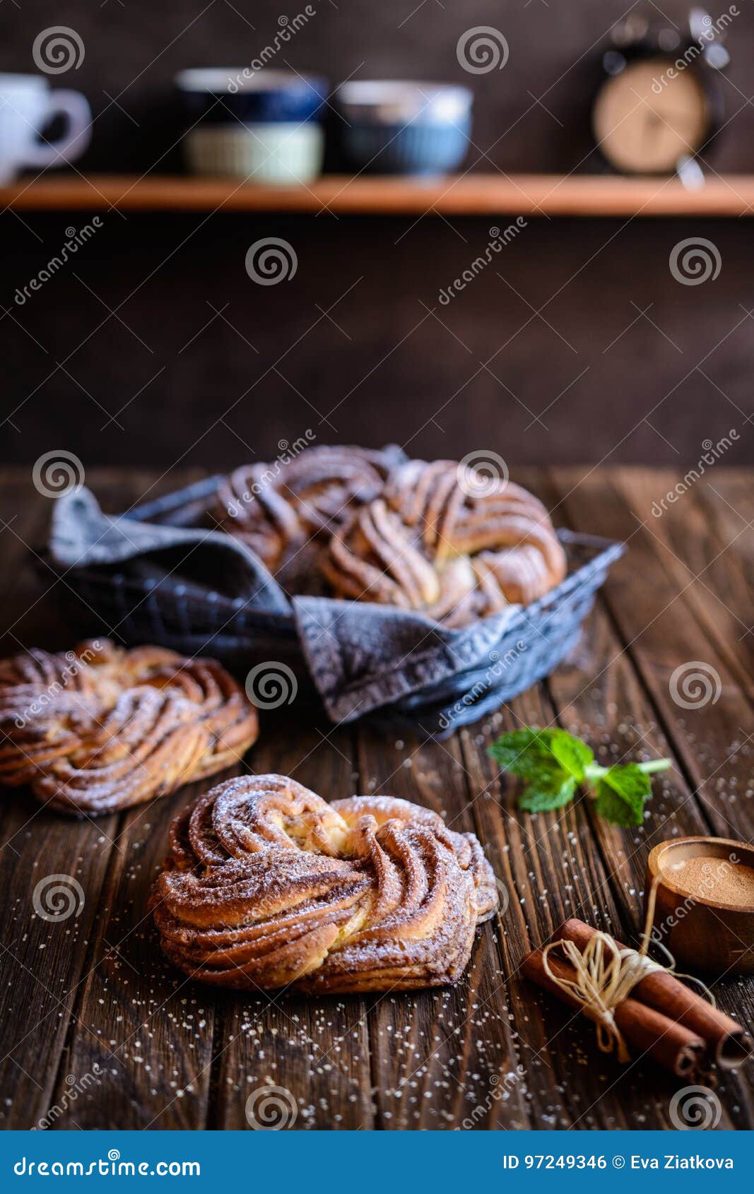 Kringle - Estonian Cinnamon Braid Bread Stock Photo - Image of aromatic ...