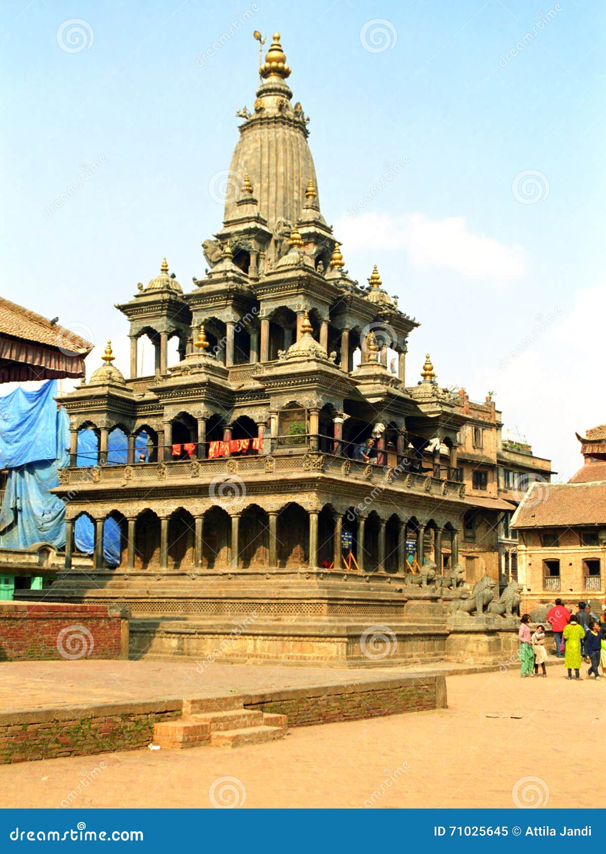 PATAN, NEPAL - DECEMBER 21, 2014: Nepalese Men Gathering And Wearing ...