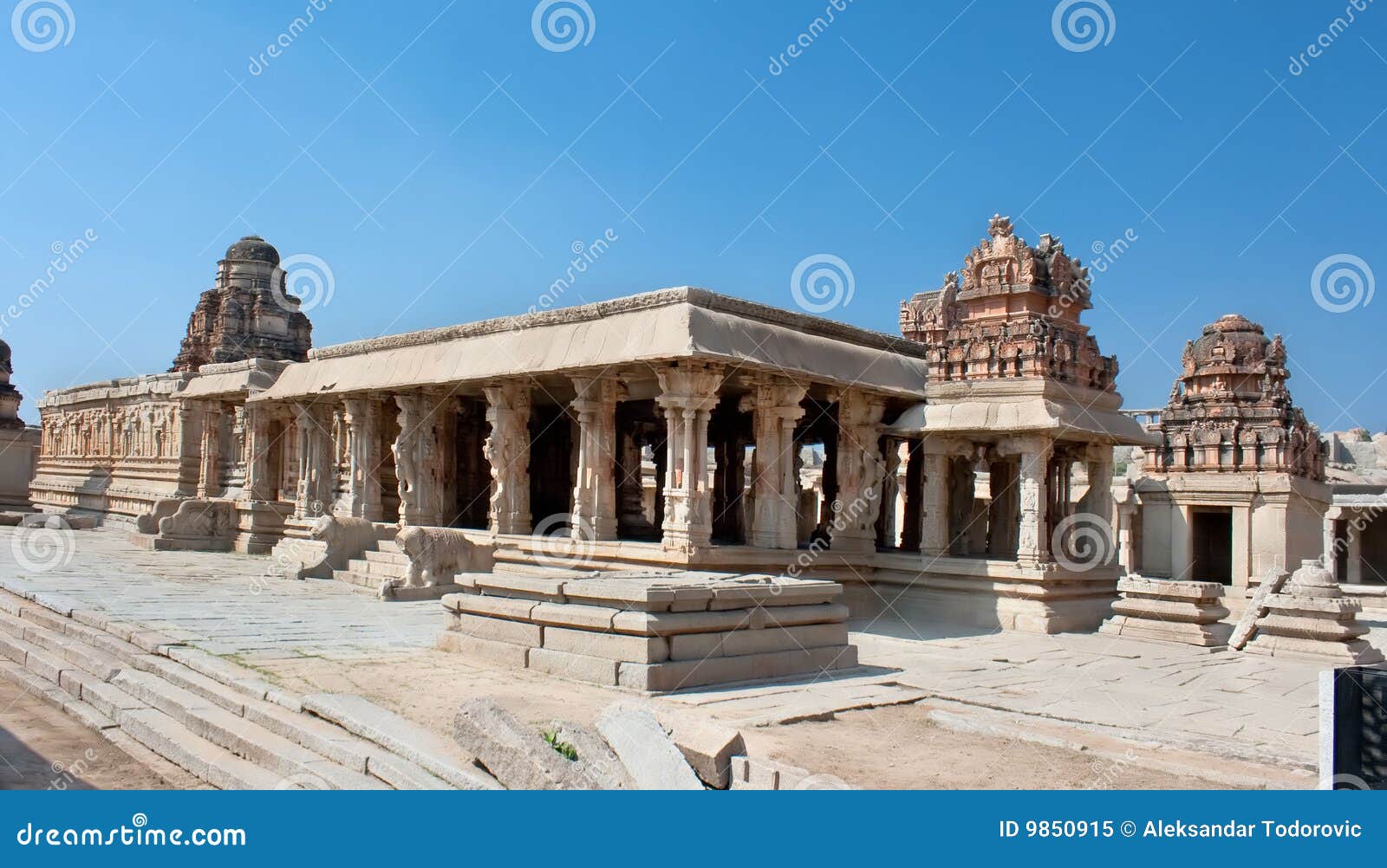 Krishna Temple Shree Dwarkadhish Stock Photography | CartoonDealer.com ...