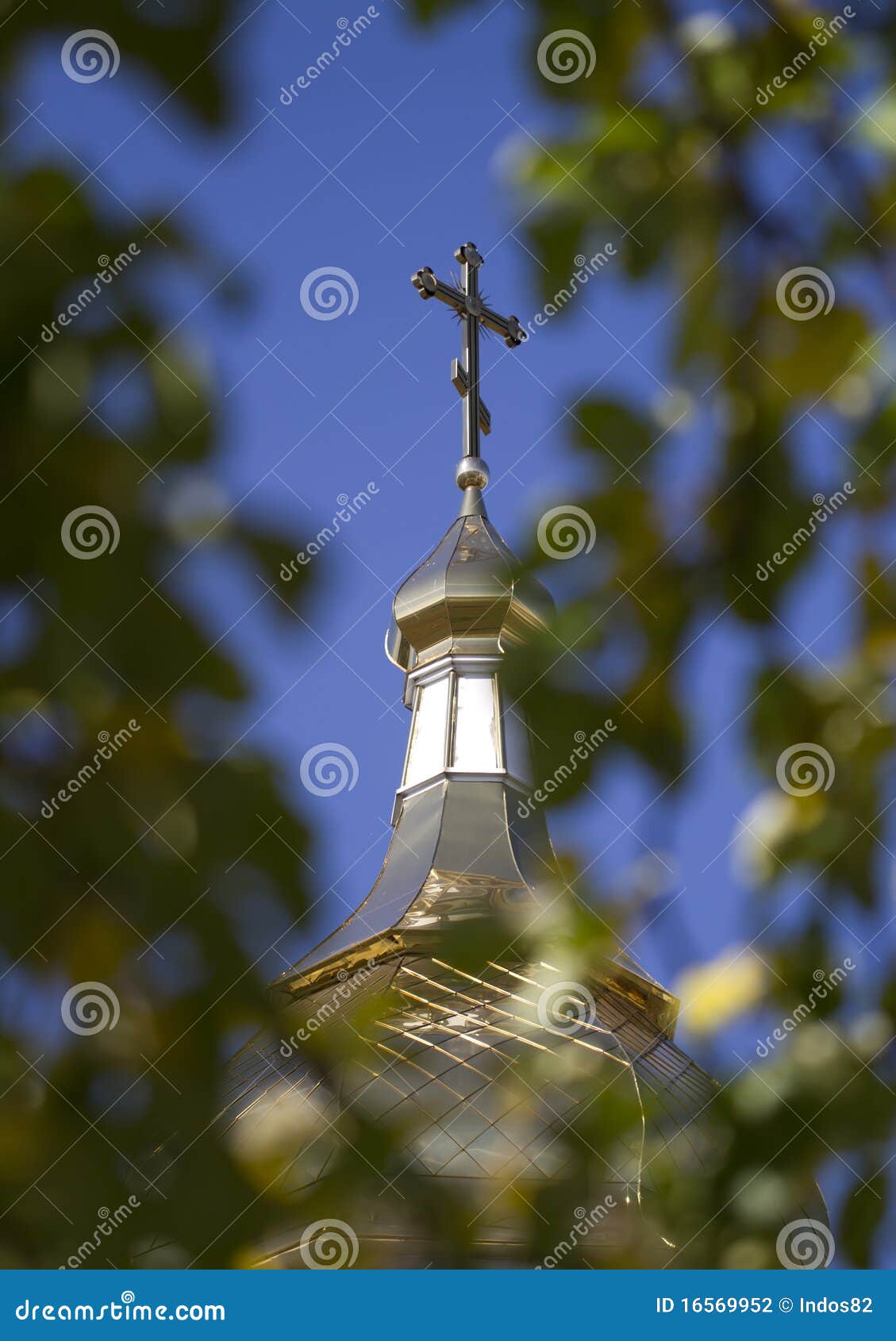 Kristet kors arkivfoto. Bild av fred, arkitektur, krona - 16569952