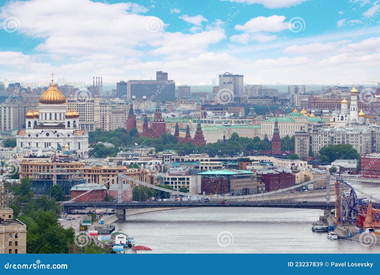 Krymsky Bridge in Moscow, Russia. Stock Image - Image of kremlin, color ...
