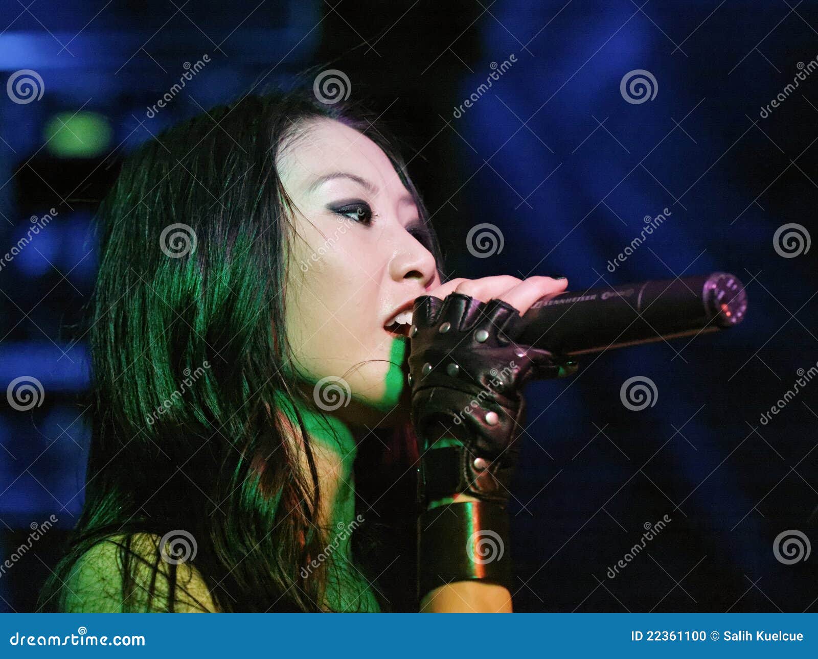 KRYPTERIA - Singer Ji-in editorial image. Image of musician - 22361100