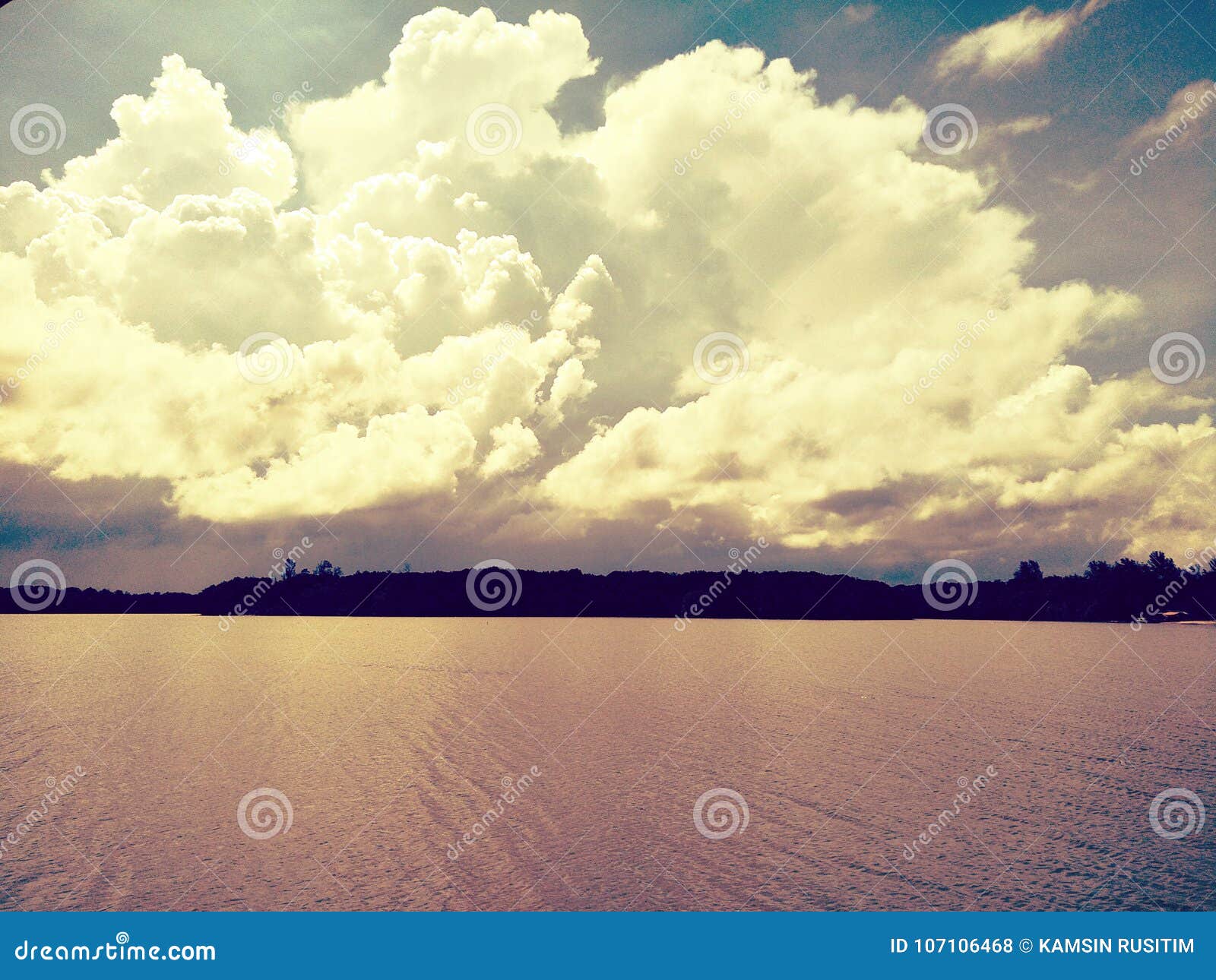 Kuala bungun sunset stock photo. Image of sunset, cloud - 107106468