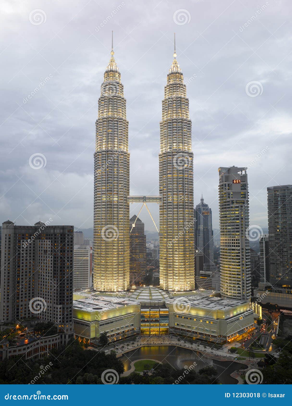 Kuala Lumpur Cityscape with Twin Tower Stock Photo - Image of malaysia ...
