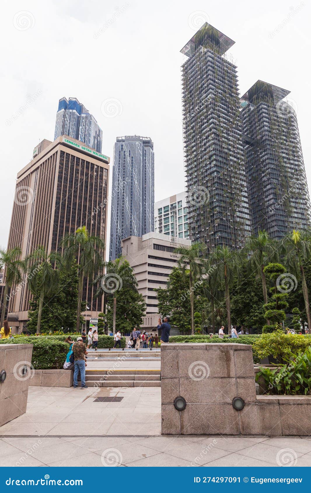Kuala Lumpur, Malaysia. Le Nouvel KLCC Apartment Complex Editorial ... Kuala Lumpur, Malaysia. Le Nouvel KLCC Apartment Complex Editorial ...