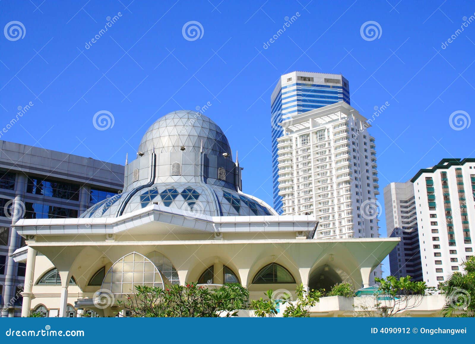 Kuala Lumpur Mosque stock photo. Image of malaysia, skyline - 4090912