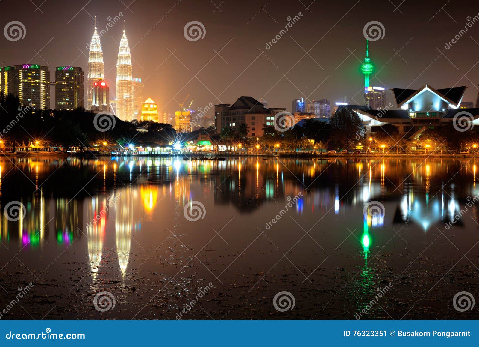 Kuala Lumpur Skyline Night View Imagen de archivo - Imagen de torre ...