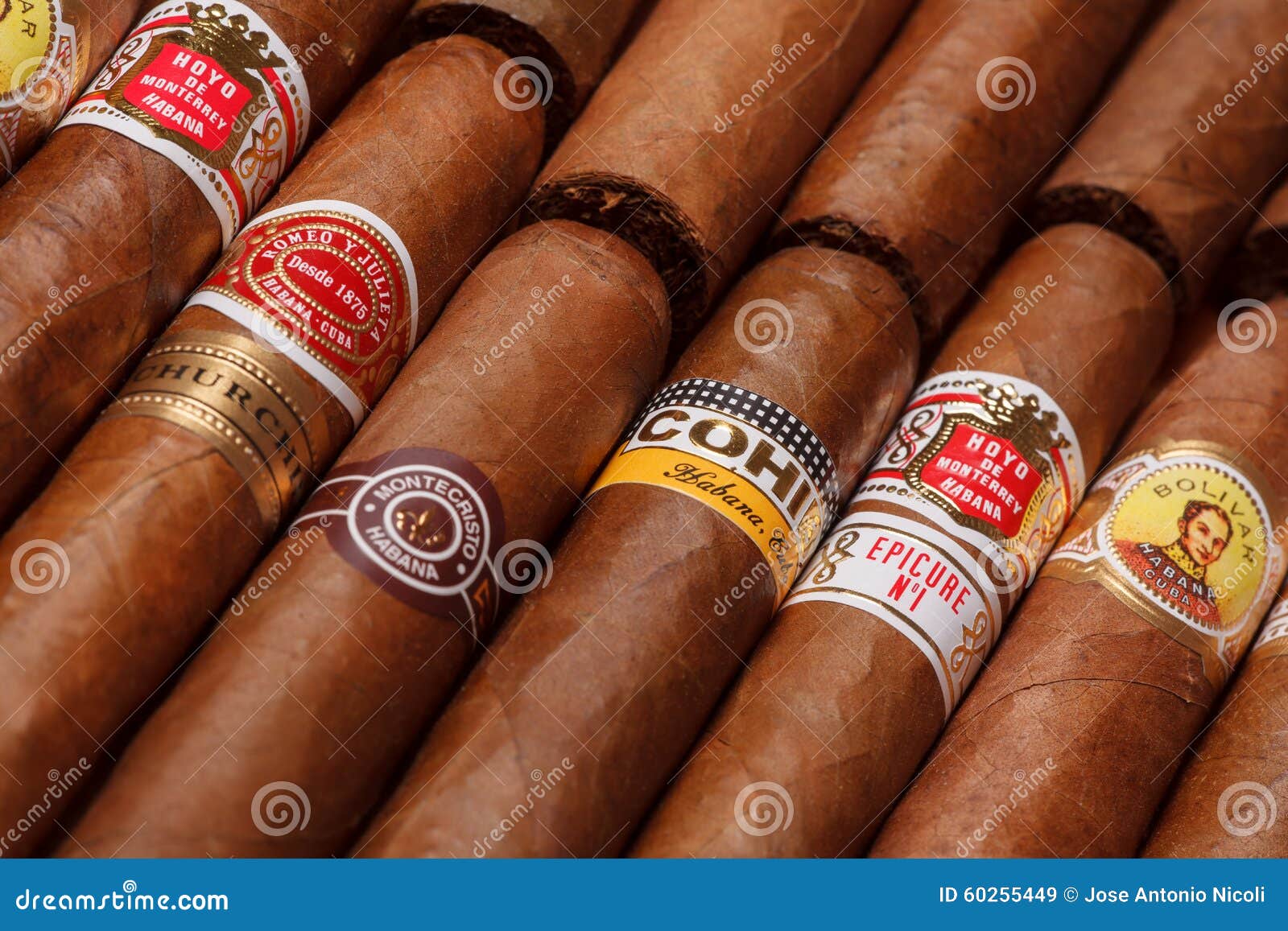 Kubanische Zigarren redaktionelles stockbild. Bild von gewohnheit ...