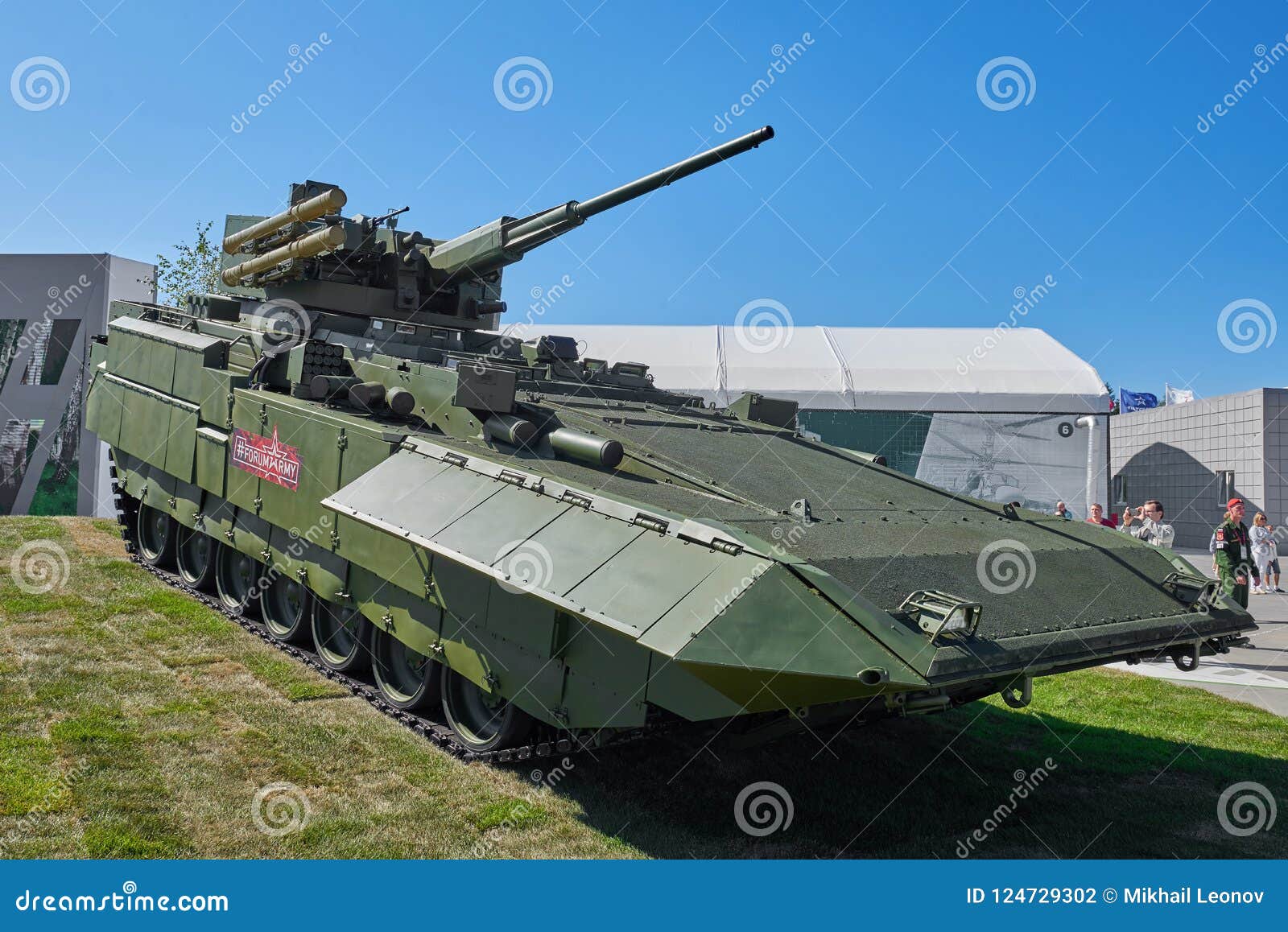 KUBINKA, RUSSIE, AOÛT 24, 2018 : Véhicule De Combat Russe D'infanterie ... KUBINKA, RUSSIE, AOÛT 24, 2018 : Véhicule De Combat Russe D'infanterie ...