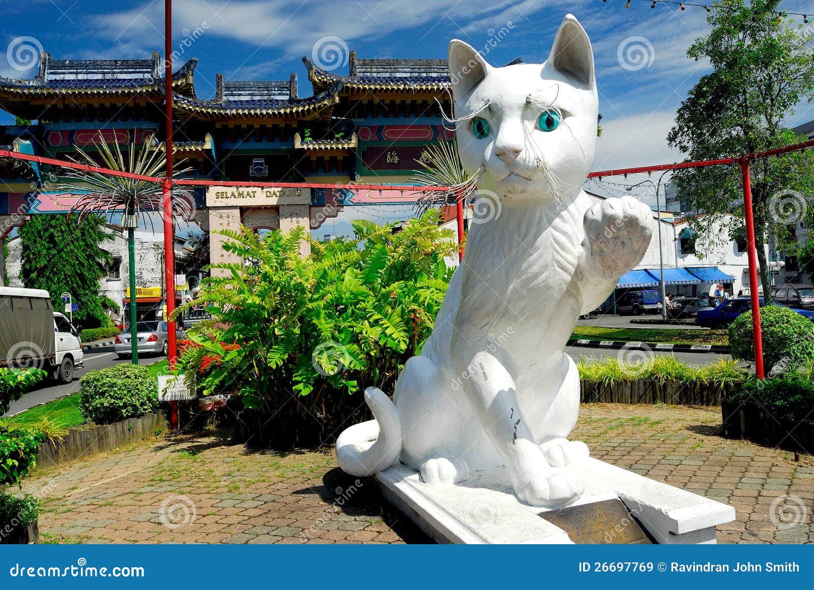 Kuching South City Council Cat Statue Editorial Stock Image - Image of ...