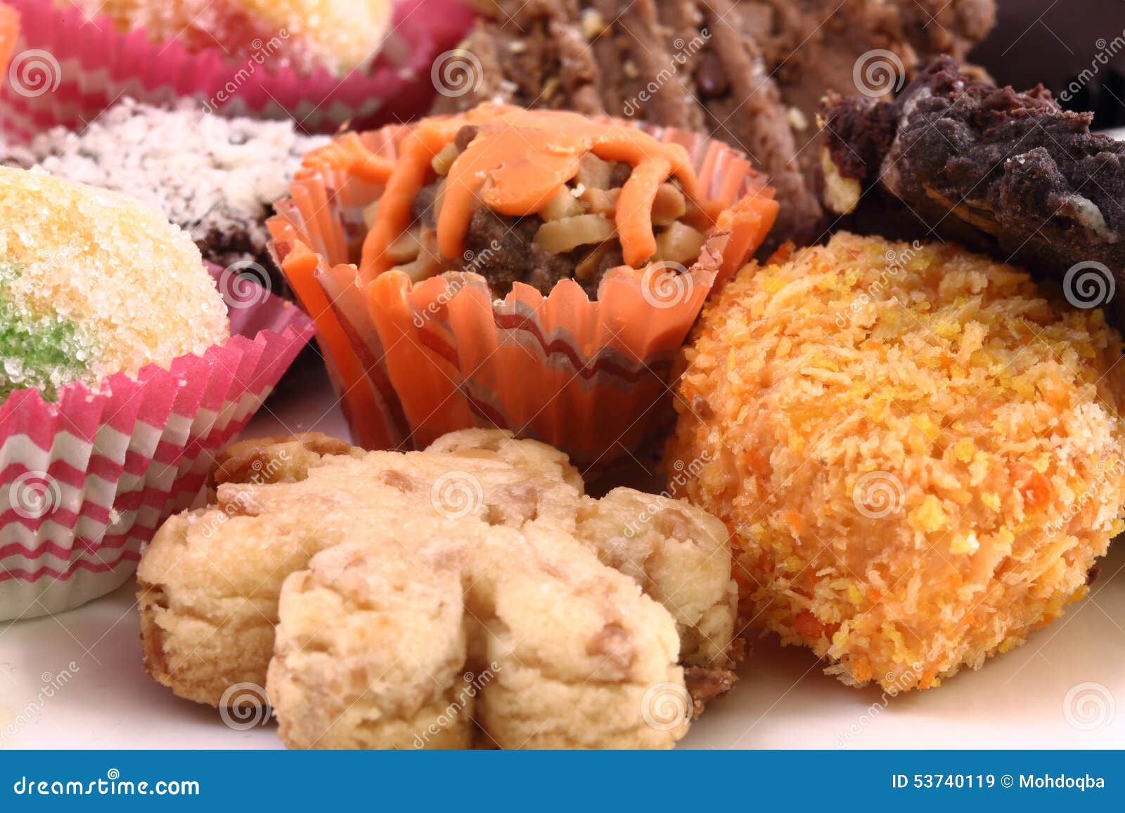 Kuih Raya biscuit stock image. Image of chocolate, chrysanthemum - 53740119