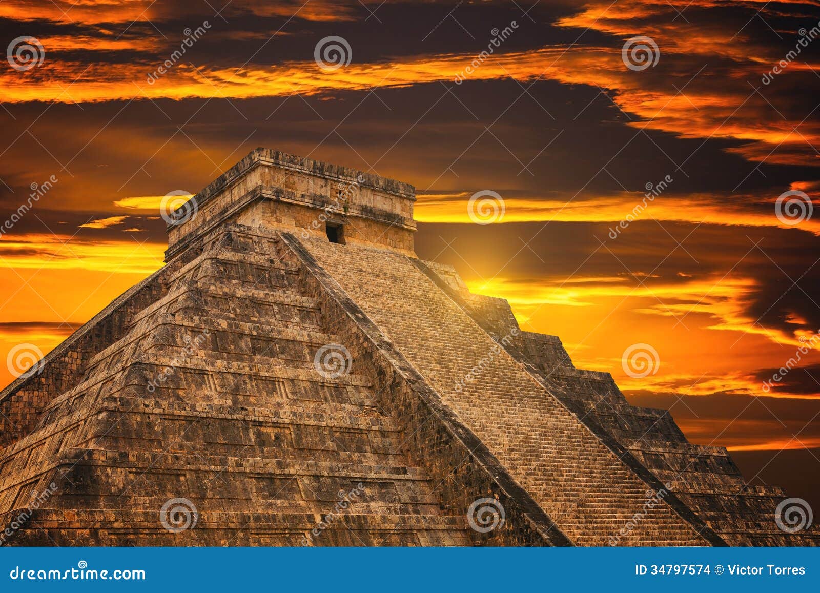 Kukulkan Pyramid In Chichen Itza Site, Mexico Royalty-Free Stock Photo ...