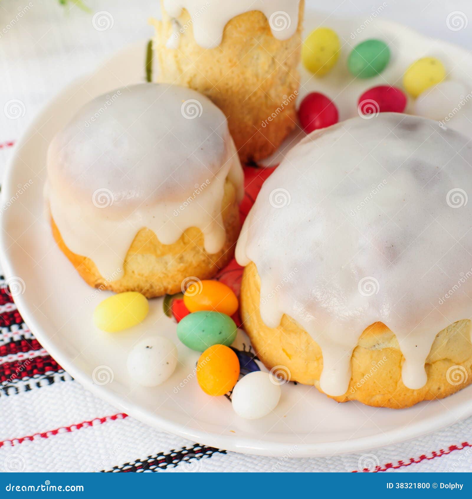 Kulitch (Kulich), Russisch Pasen-Brood Stock Foto - Image of vrucht ...