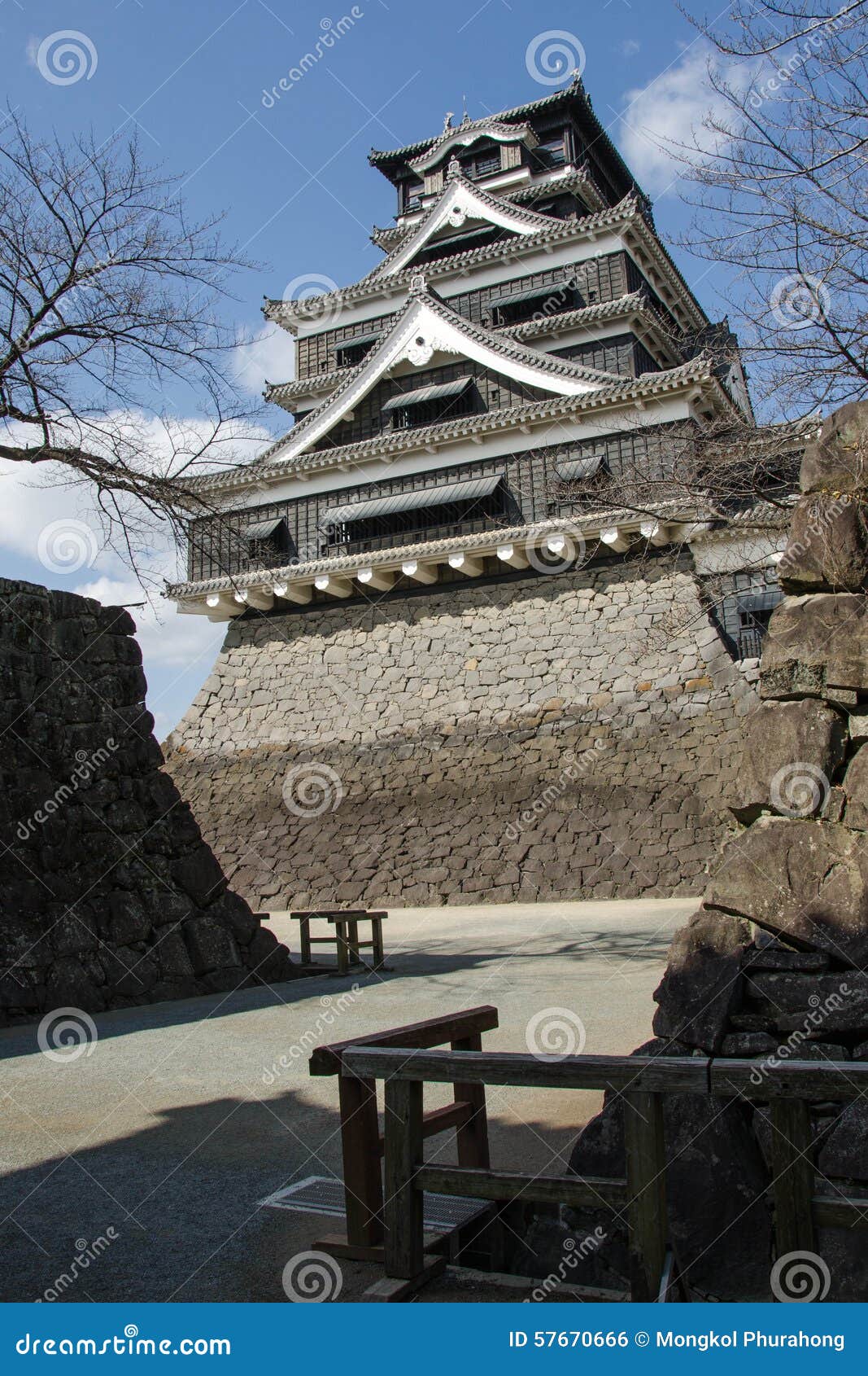 Kumamoto castel editorial photo. Image of southen, kumamoto - 57670666