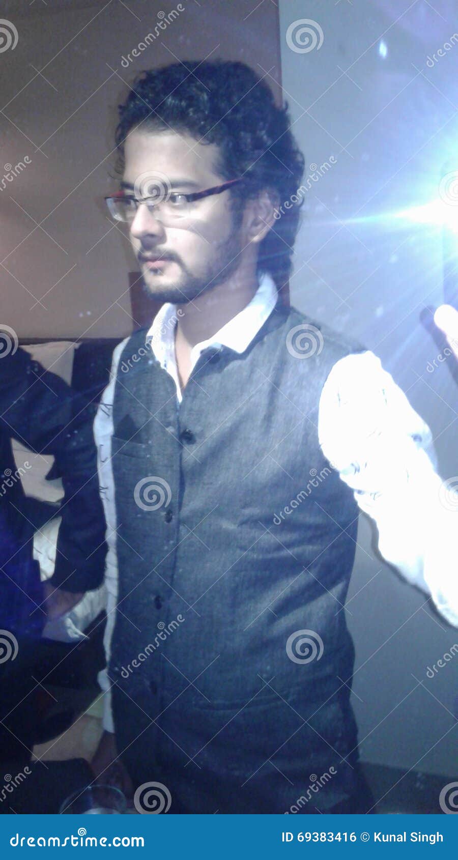 Kunal Rajput editorial photo. Image of smile, girl, hair - 69383416