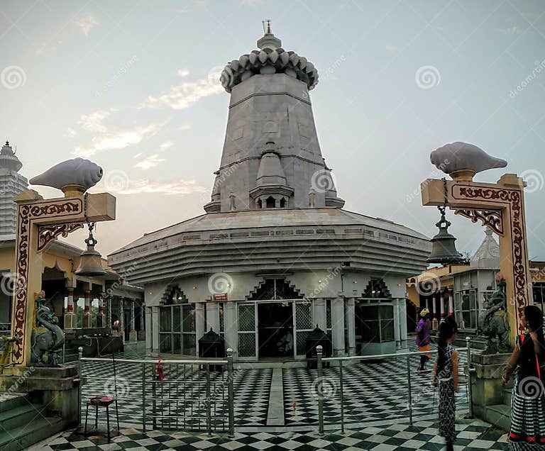 Kundeshwar Temple Panorama editorial image. Image of temple - 79706535