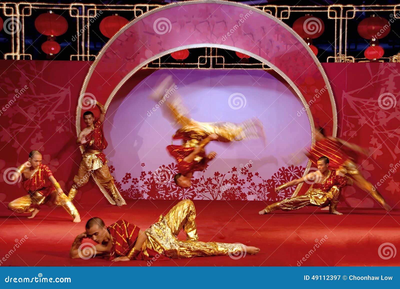 Kung fu dancing editorial photography. Image of rich - 49112397