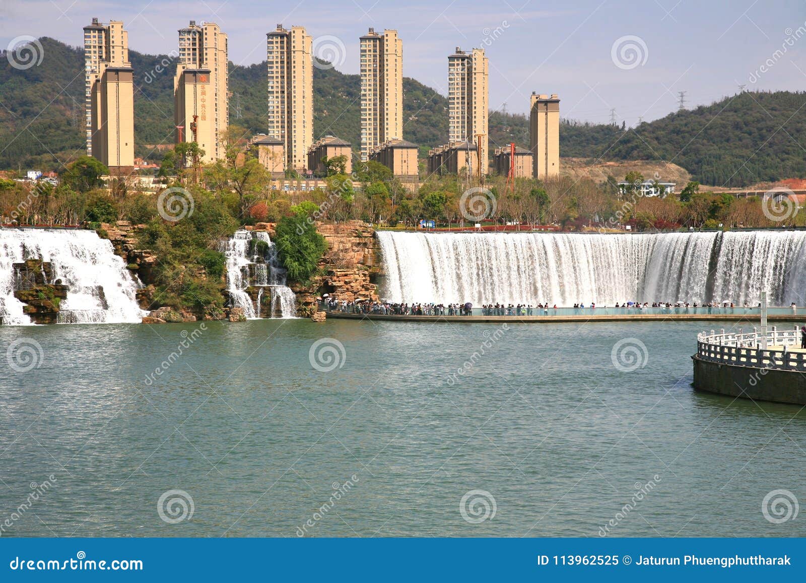Kunming Waterfall Park in Kunming, China Became the Largest Waterfall ...
