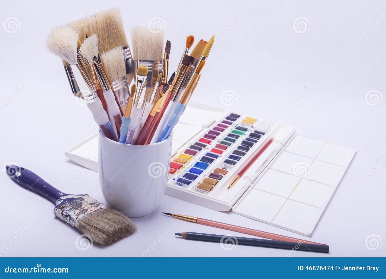 Kunstenaars Die En Materialen Schilderen Trekken Stock Foto - Image of ...