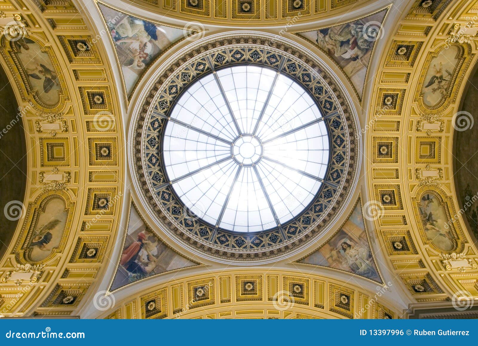 Kupol arkivfoto. Bild av härlig, exponeringsglas, museum - 13397996