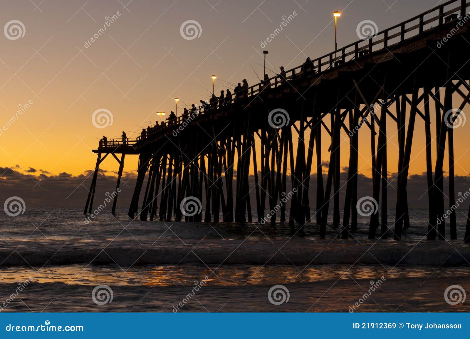 Kure Beach Pier stock image. Image of seascape, outdoors - 21912369