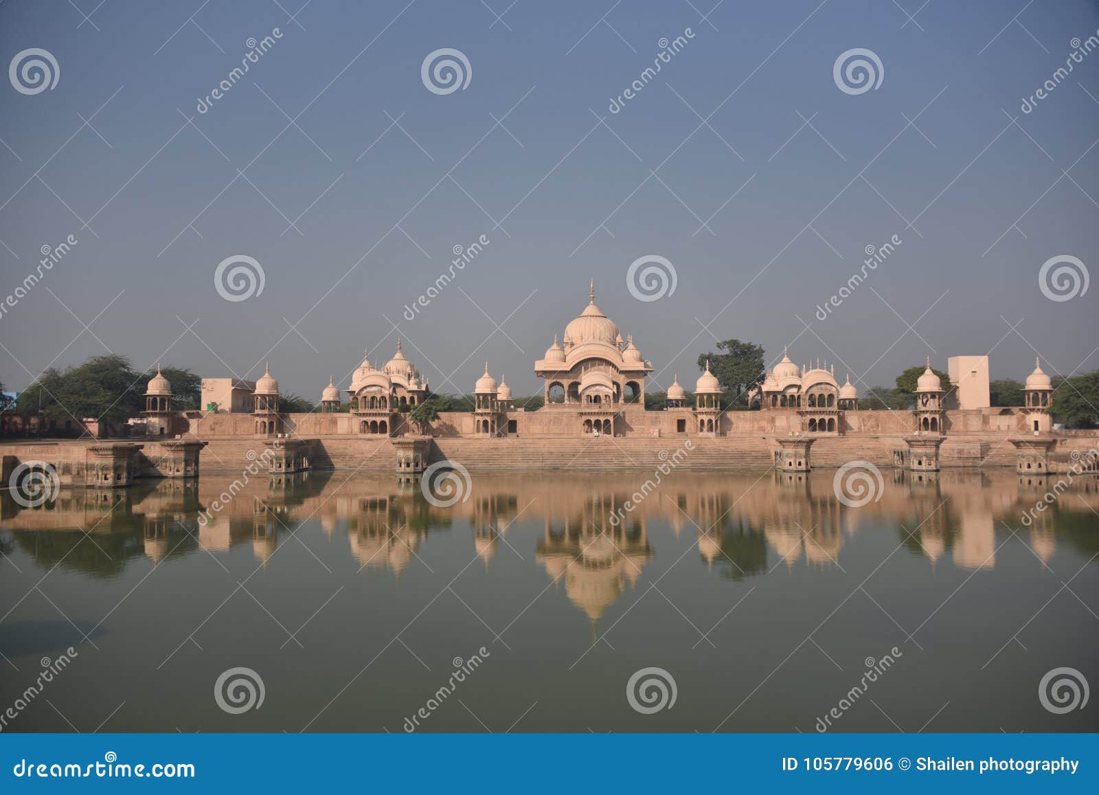 Kusum Sarovar, Mathura, India Stock Foto - Image of reis, krisjna ...