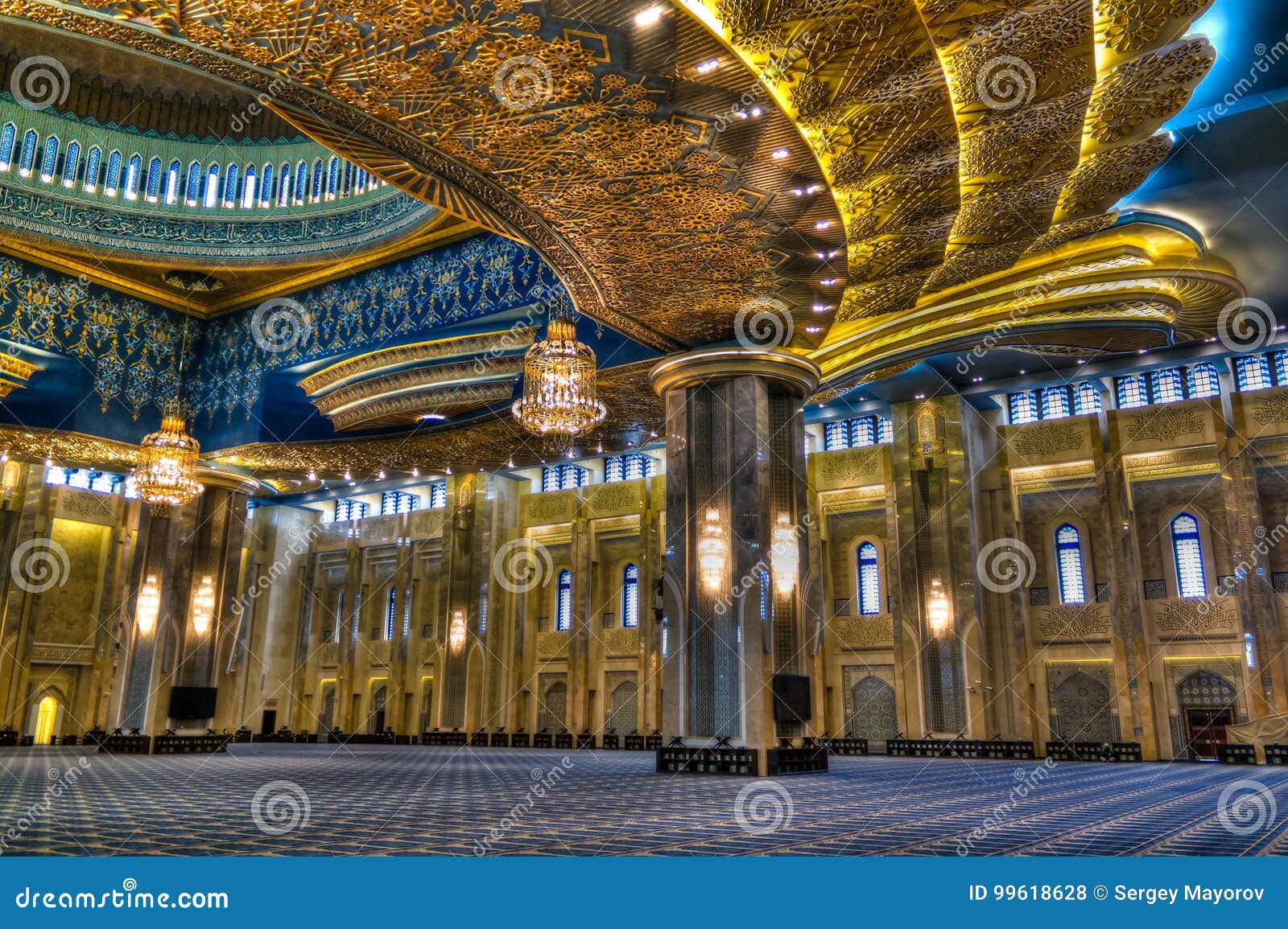 Kuwait Grand Mosque Interior, Kuwait-city, Kuwait Editorial Stock Photo ...